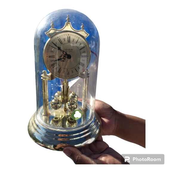 Accents | Vintage Chronos Dome Rotating Pendulum Quartz 85 Clock Not ...